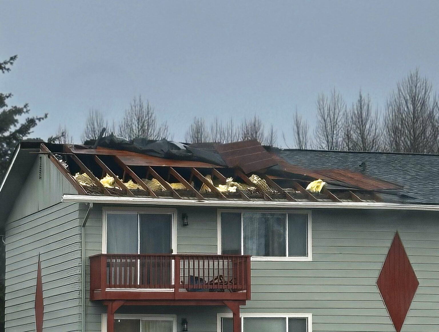 Anchorage Roofing Company - Reds Roofing